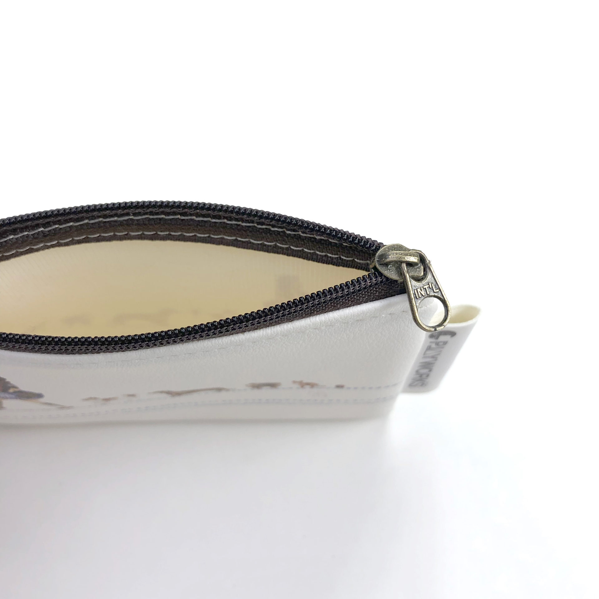 Leather coin purse - Snow white - Playworks Shop (เล่นงาน) ของฝากแฮนด์ ...